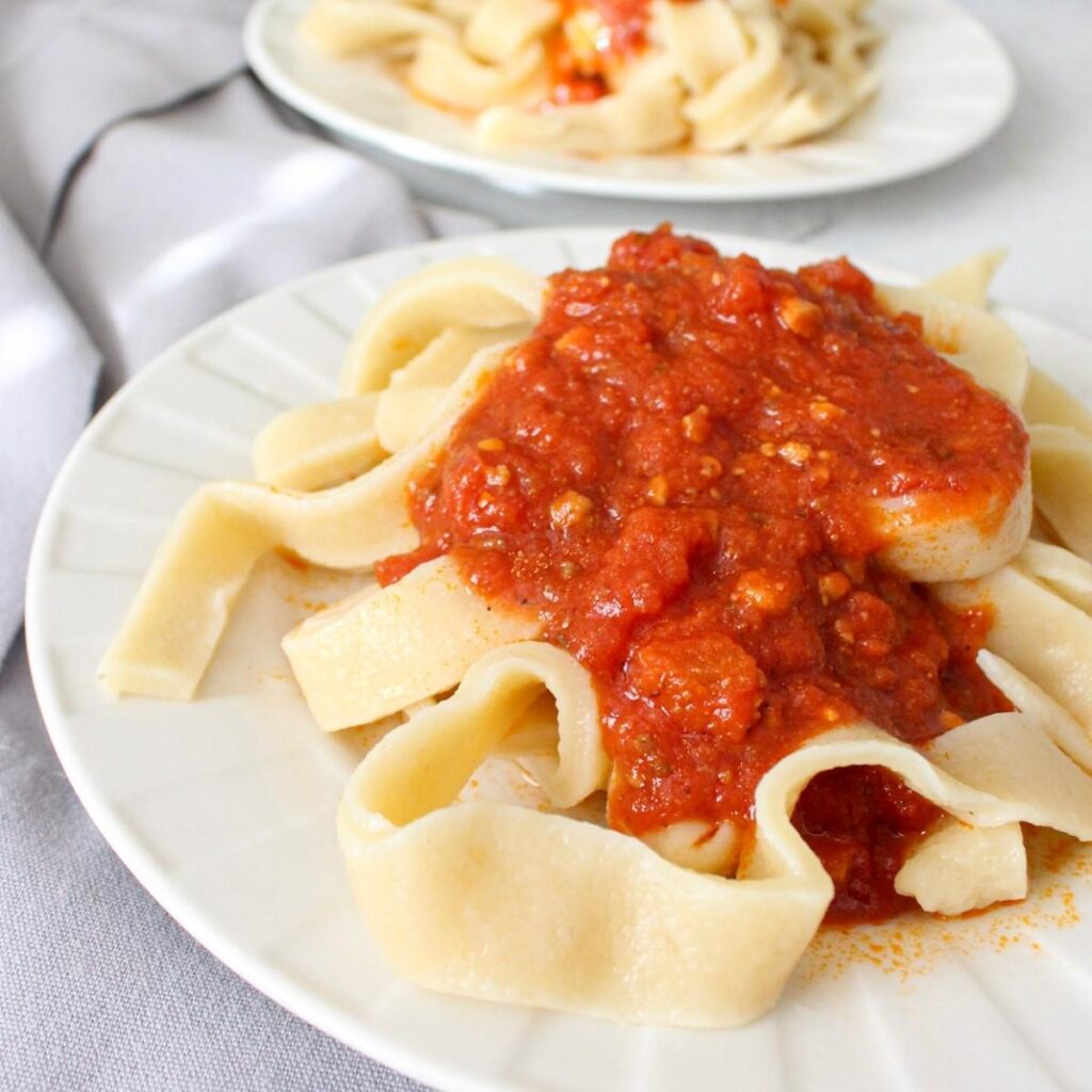 Homemade vegan pasta (no pasta machine) - Damn Tasty Vegan