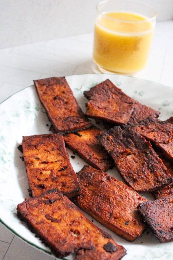 Tofu bacon - Damn Tasty Vegan