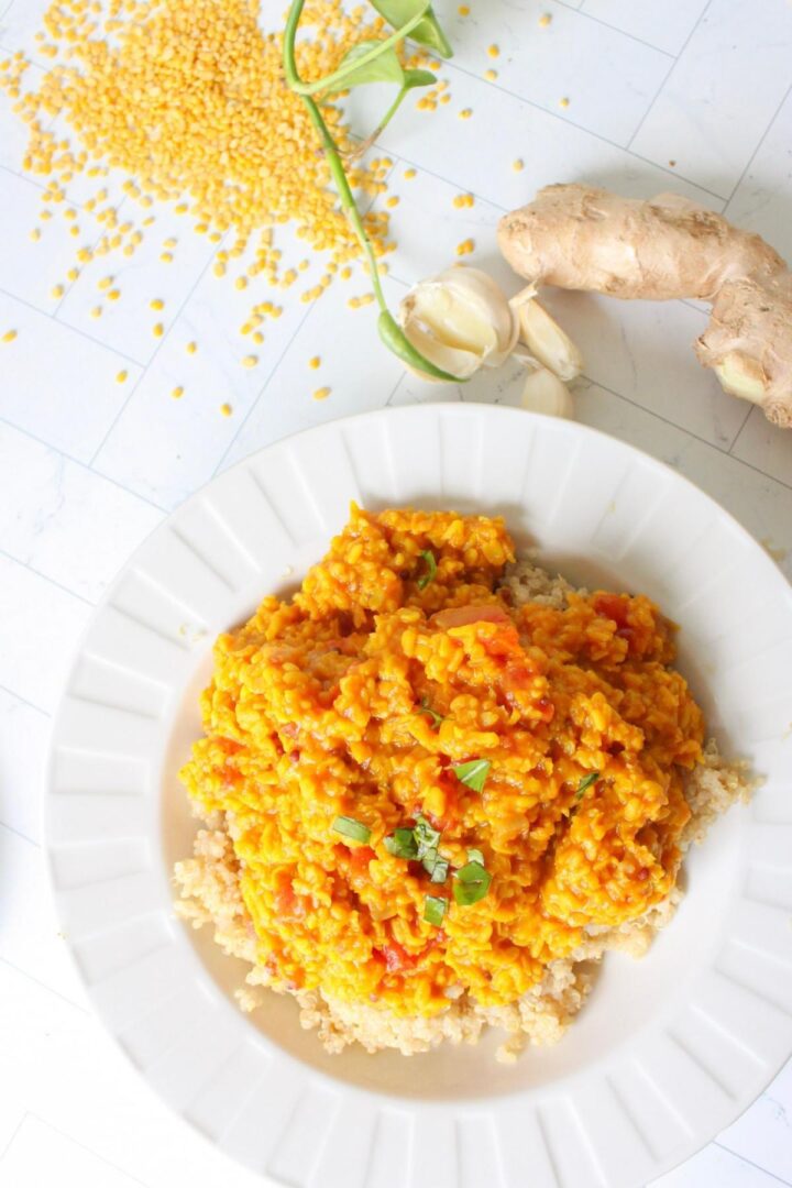 Yellow lentil dal (delicious and easy) - Damn Tasty Vegan